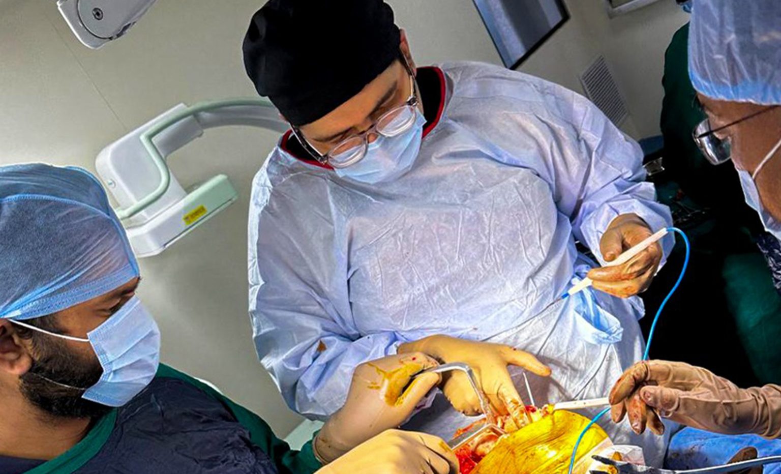 Surgeon – Flex Knee And Shoulder Clinic
